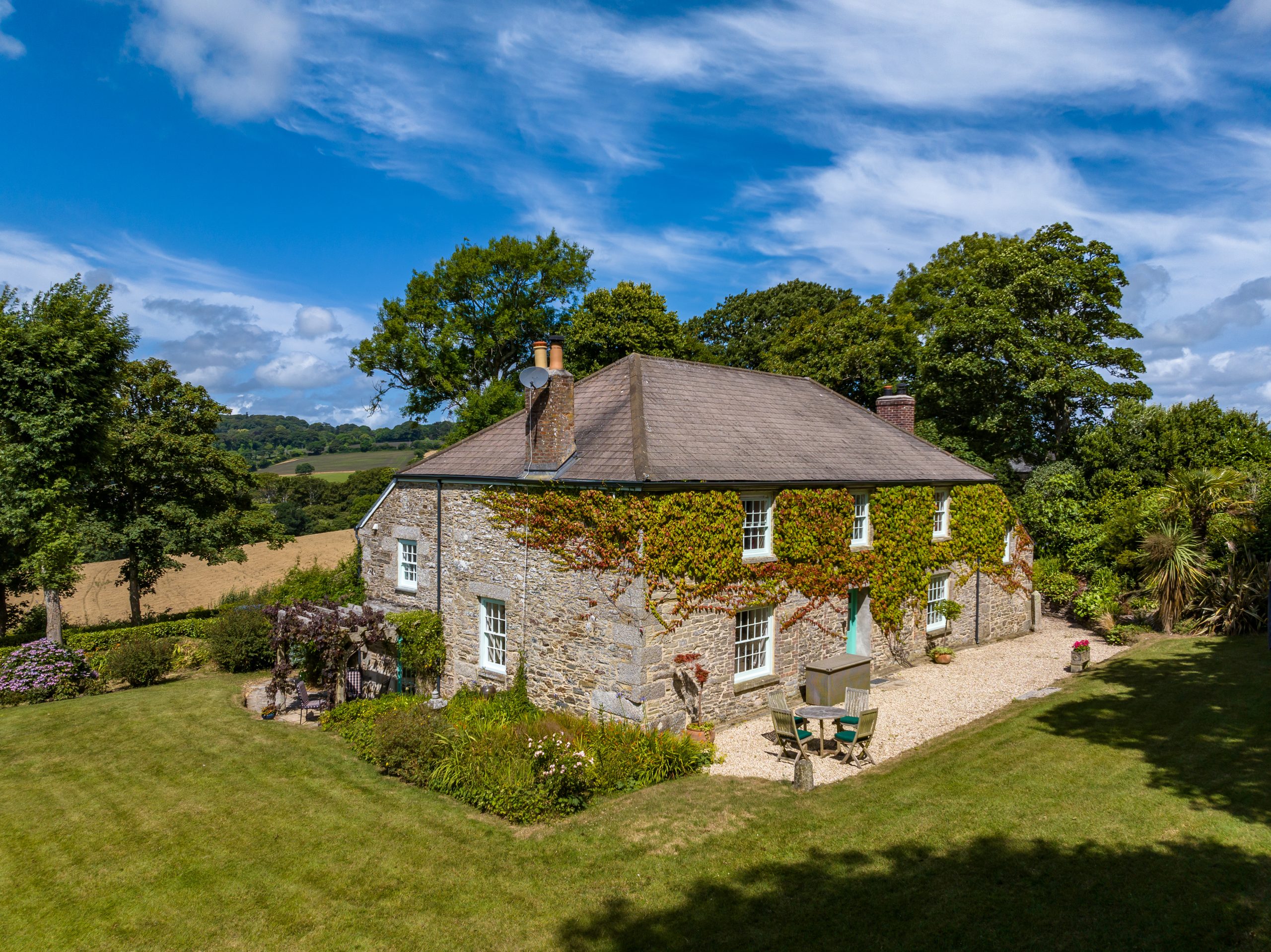 Penrose Farmhouse | Nr Falmouth - Rohrs and Rowe